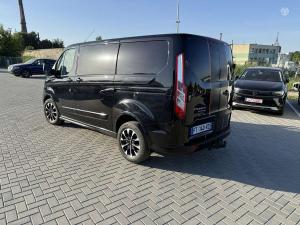 Black Ford Transit Custom 2020 in Taurage, with an engine capacity of 2.00 L and mileage of 300 thousand km for 14500 €, photo 5 on AUTOMOTO.COM.LV