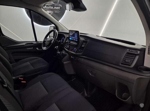 Black Ford Transit Custom 2021 in Marijampole, with an engine capacity of 2.00 L and mileage of 167 thousand km for 17450 €, photo 10 on AUTOMOTO.COM.LV