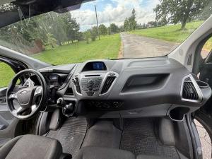 Black Ford Transit Custom 2014 in Panevezys, with an engine capacity of 2.20 L and mileage of 303 thousand km for 4800 €, photo 10 on AUTOMOTO.COM.LV