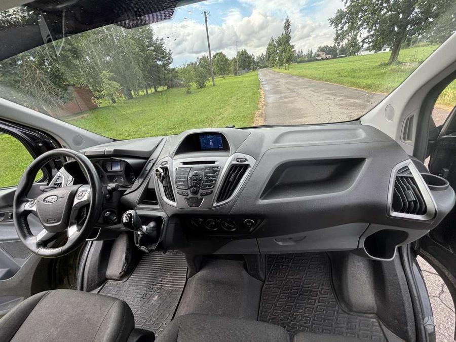 Black Ford Transit Custom 2014 in Panevezys, with an engine capacity of 2.20 L and mileage of 303 thousand km for 4800 €, photo 10 on AUTOMOTO.COM.LV
