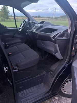 Black Ford Transit Custom 2014 in Panevezys, with an engine capacity of 2.20 L and mileage of 303 thousand km for 4800 €, photo 12 on AUTOMOTO.COM.LV