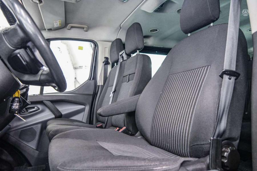 Melns Ford Transit Custom 2015 Kauņa, ar dzinēja tilpumu 2.20 L un nobraukumu 0 tūkst. km par 11490 €, foto 6 vietnē AUTOMOTO.COM.LV