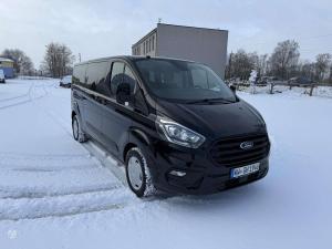 Black Ford Transit Custom 2019 in Kupiskis, with an engine capacity of 2.00 L and mileage of 182 thousand km for 15700 €, photo 5 on AUTOMOTO.COM.LV