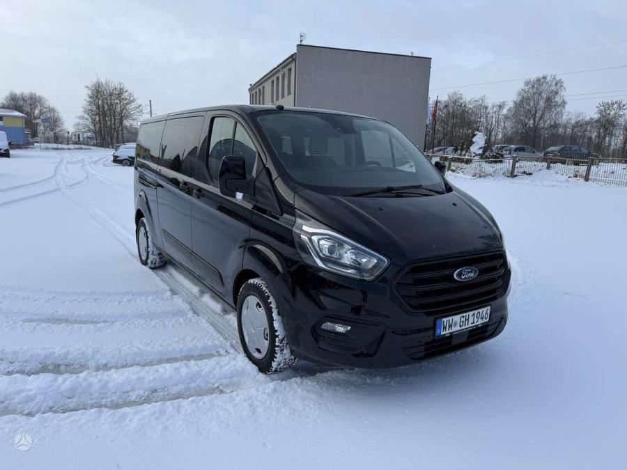 Black Ford Transit Custom 2019 in Kupiskis, with an engine capacity of 2.00 L and mileage of 182 thousand km for 15700 €, photo 5 on AUTOMOTO.COM.LV