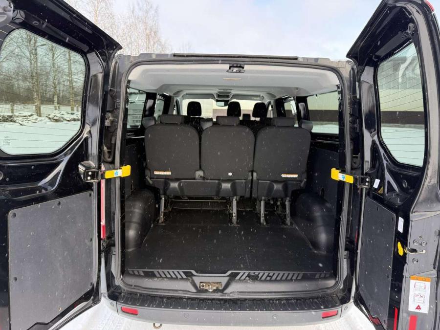 Black Ford Transit Custom 2019 in Kupiskis, with an engine capacity of 2.00 L and mileage of 182 thousand km for 15700 €, photo 15 on AUTOMOTO.COM.LV