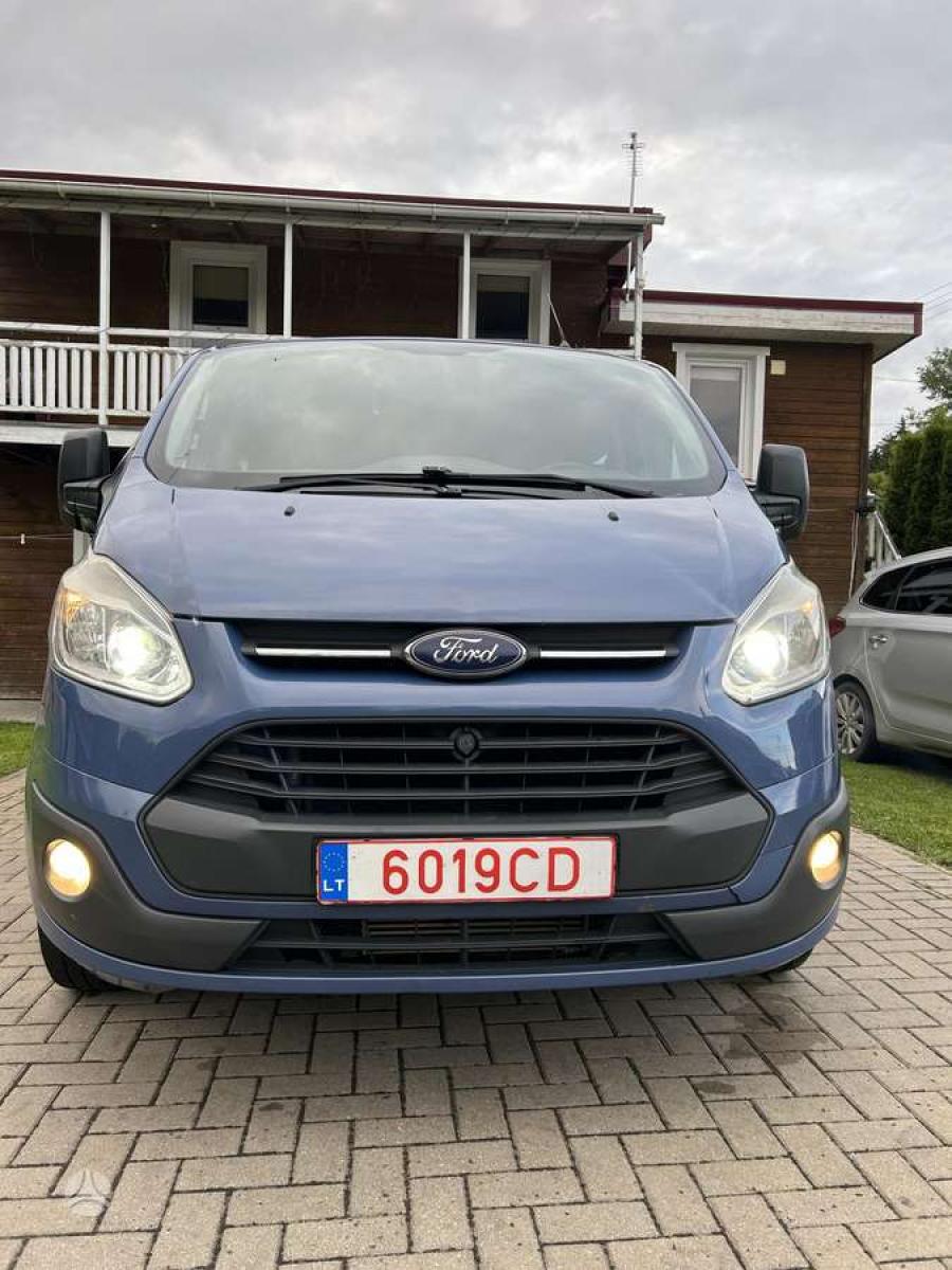 Blue Ford Transit Custom 2012 in Jonava, with an engine capacity of 2.20 L and mileage of 323 thousand km for 4950 €, photo 4 on AUTOMOTO.COM.LV