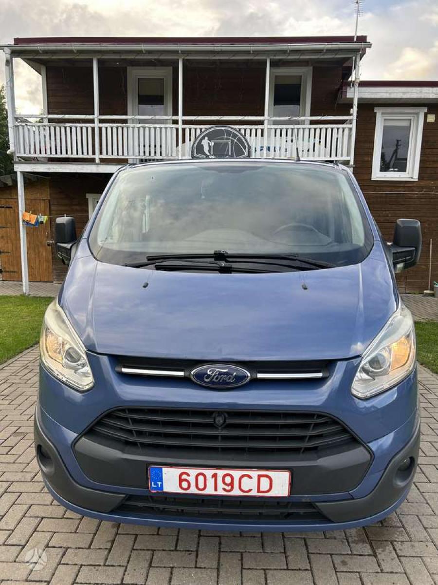 Blue Ford Transit Custom 2012 in Jonava, with an engine capacity of 2.20 L and mileage of 323 thousand km for 4950 €, photo 6 on AUTOMOTO.COM.LV