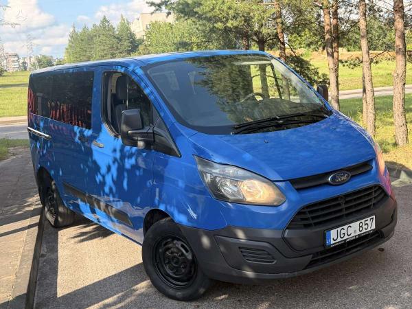 Blue Ford Transit Custom 2013 in Vilnius, with an engine capacity of 2.20 L and mileage of 327 thousand km for 8500 €, photo 2 on AUTOMOTO.COM.LV