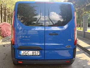 Blue Ford Transit Custom 2013 in Vilnius, with an engine capacity of 2.20 L and mileage of 327 thousand km for 8500 €, photo 8 on AUTOMOTO.COM.LV