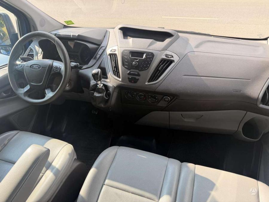 Blue Ford Transit Custom 2013 in Vilnius, with an engine capacity of 2.20 L and mileage of 327 thousand km for 8500 €, photo 13 on AUTOMOTO.COM.LV