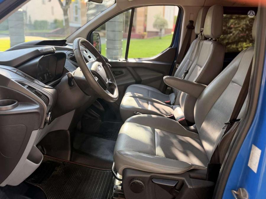 Blue Ford Transit Custom 2013 in Vilnius, with an engine capacity of 2.20 L and mileage of 327 thousand km for 8500 €, photo 16 on AUTOMOTO.COM.LV