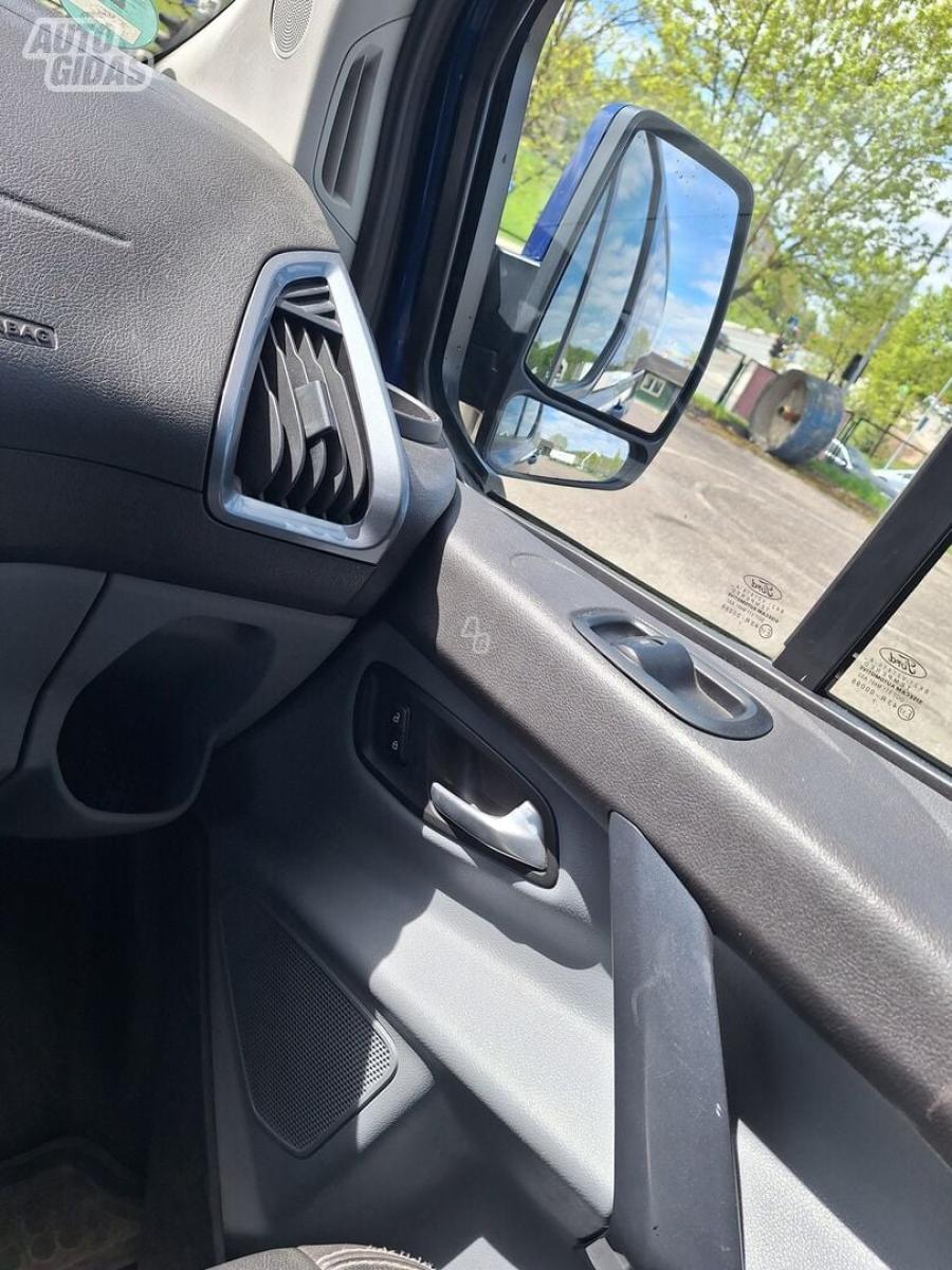 Blue Ford Transit Custom 2014 in Vilnius, with an engine capacity of 2.20 L and mileage of 187 thousand km for 7000 €, photo 11 on AUTOMOTO.COM.LV