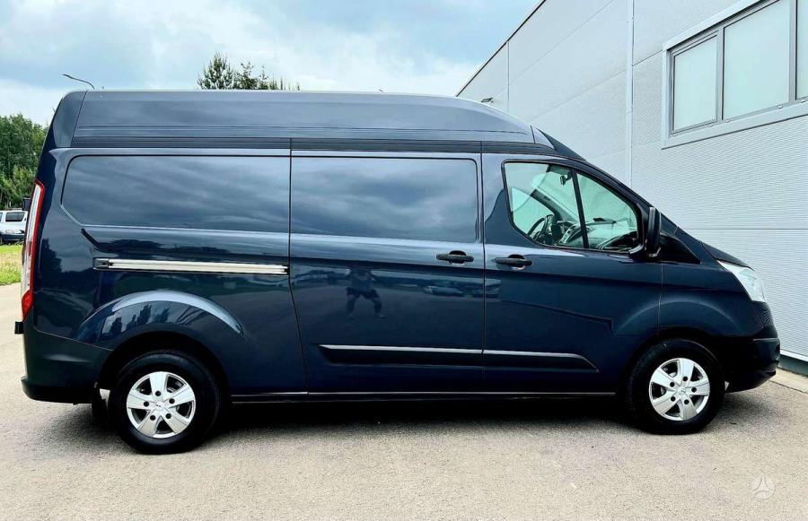 Blue Ford Transit Custom 2014 in Utena, with an engine capacity of 2.20 L and mileage of 249 thousand km for 8250 €, photo 1 on AUTOMOTO.COM.LV