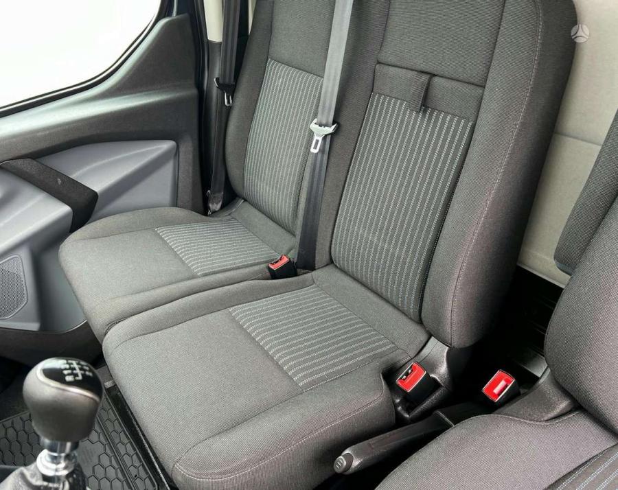 Blue Ford Transit Custom 2014 in Utena, with an engine capacity of 2.20 L and mileage of 249 thousand km for 8250 €, photo 32 on AUTOMOTO.COM.LV