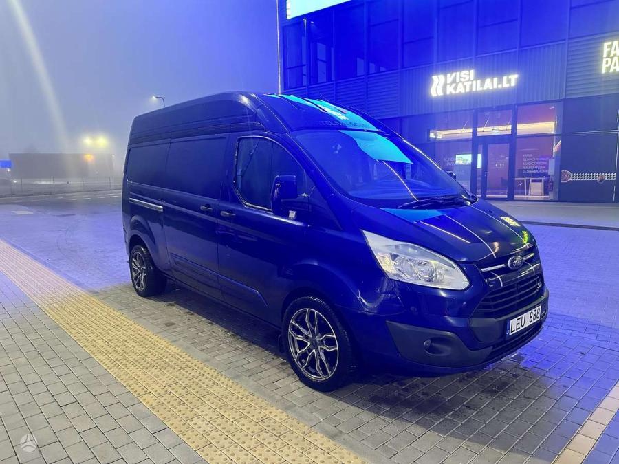 Blue Ford Transit Custom 2014 in Vilnius, with an engine capacity of 2.20 L and mileage of 310 thousand km for 7800 €, photo 6 on AUTOMOTO.COM.LV