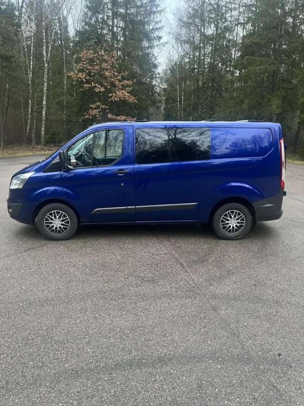 Blue Ford Transit Custom 2015 in Alytus, with an engine capacity of 2.20 L and mileage of 263 thousand km for 6500 €, photo 2 on AUTOMOTO.COM.LV