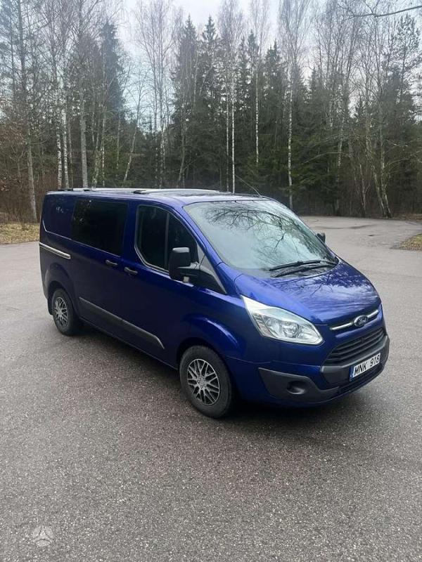 Blue Ford Transit Custom 2015 in Alytus, with an engine capacity of 2.20 L and mileage of 263 thousand km for 6500 €, photo 6 on AUTOMOTO.COM.LV