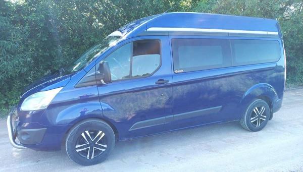 Zils Ford Transit Custom 2015 Klaipėda, ar dzinēja tilpumu 2.20 L un nobraukumu 213 tūkst. km par 13500 €, foto 2 vietnē AUTOMOTO.COM.LV