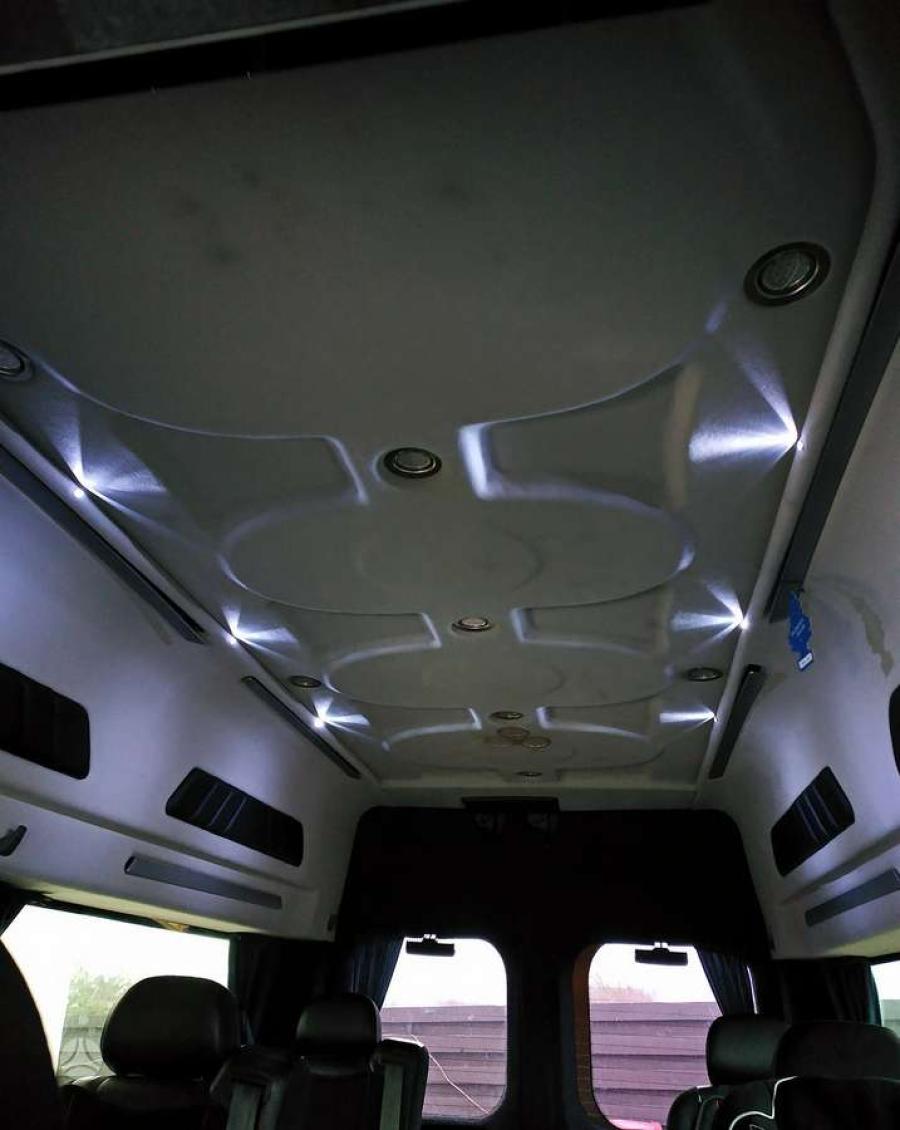 Zils Ford Transit Custom 2015 Klaipėda, ar dzinēja tilpumu 2.20 L un nobraukumu 213 tūkst. km par 13500 €, foto 26 vietnē AUTOMOTO.COM.LV