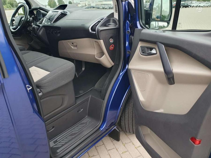 Zils Ford Transit Custom 2015 Marijampole, ar dzinēja tilpumu 2.20 L un nobraukumu 272 tūkst. km par 13999 €, foto 36 vietnē AUTOMOTO.COM.LV