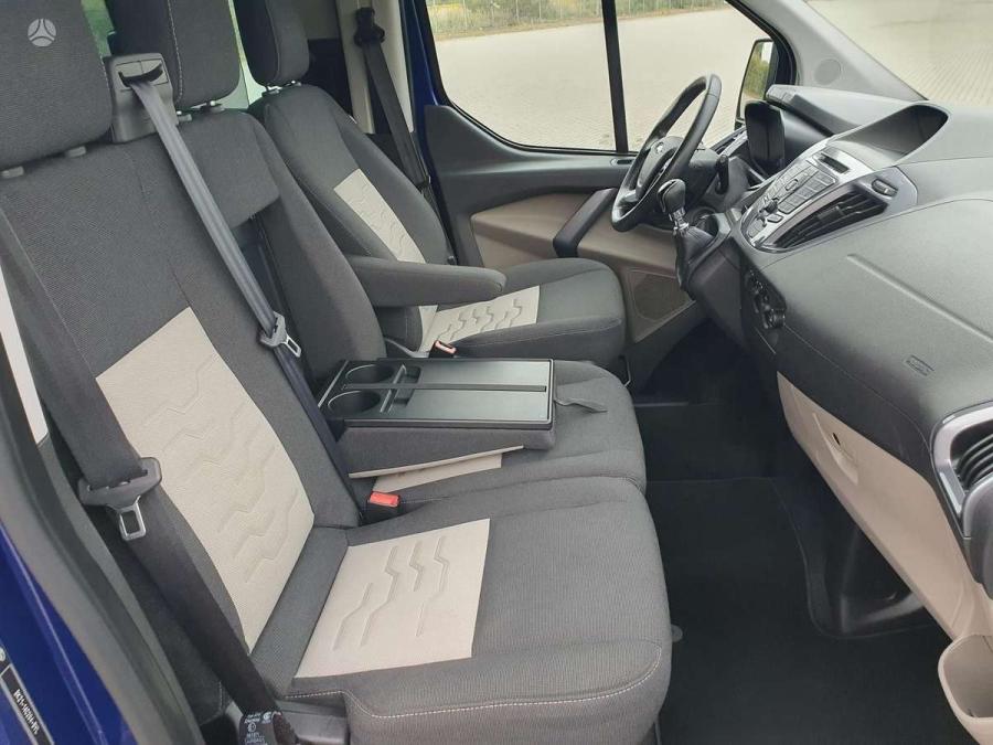 Zils Ford Transit Custom 2015 Marijampole, ar dzinēja tilpumu 2.20 L un nobraukumu 272 tūkst. km par 13999 €, foto 41 vietnē AUTOMOTO.COM.LV