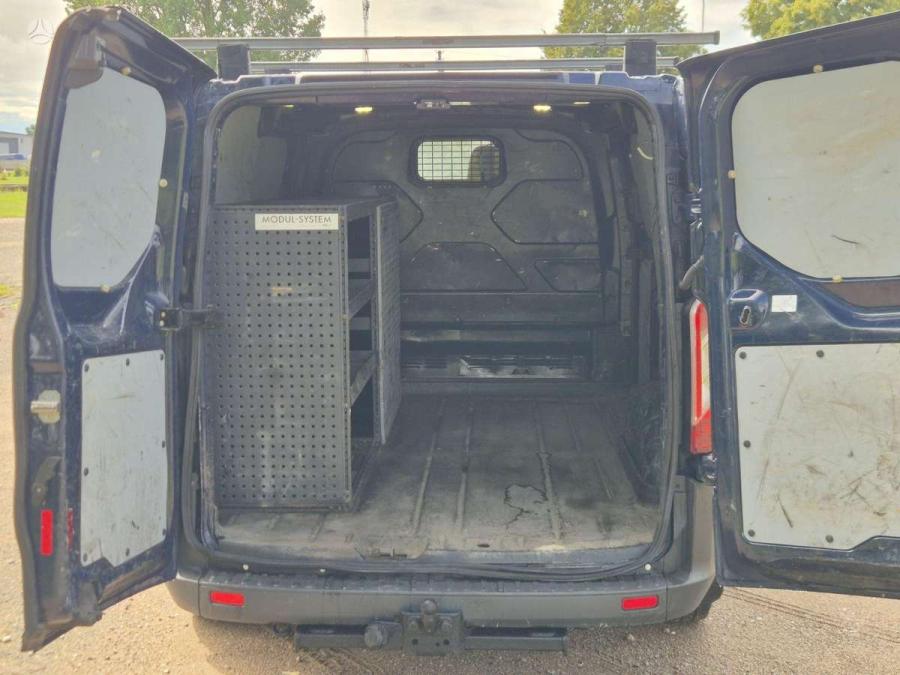 Blue Ford Transit Custom 2015 in Taurage, with an engine capacity of 2.20 L and mileage of 264 thousand km for 4300 €, photo 8 on AUTOMOTO.COM.LV