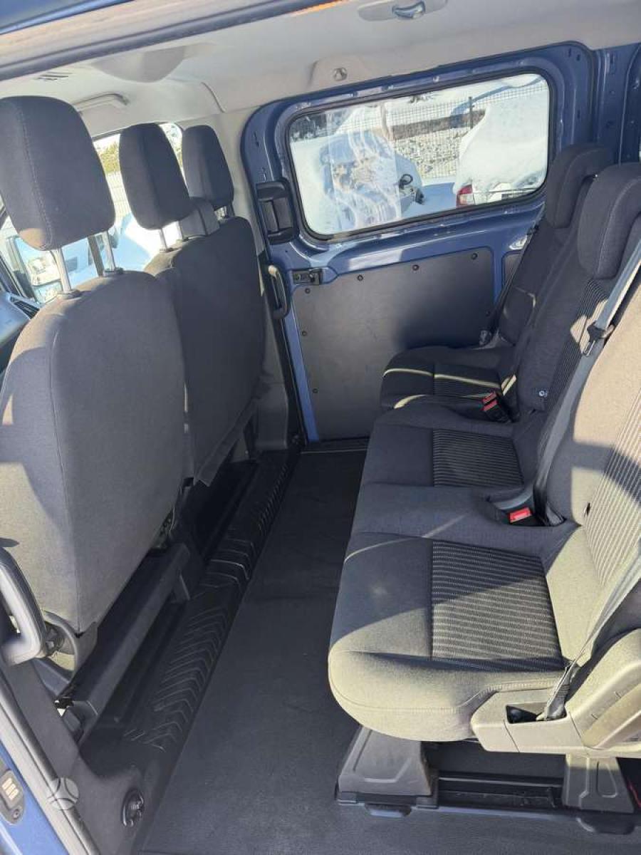 Zils Ford Transit Custom 2016 Skaudvilė, ar dzinēja tilpumu 2.00 L un nobraukumu 261 tūkst. km par 10700 €, foto 20 vietnē AUTOMOTO.COM.LV