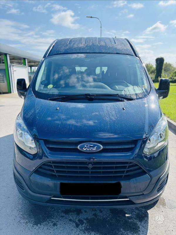 Blue Ford Transit Custom 2016 in Taurage, with an engine capacity of 2.00 L and mileage of 178 thousand km for 7800 €, photo 1 on AUTOMOTO.COM.LV