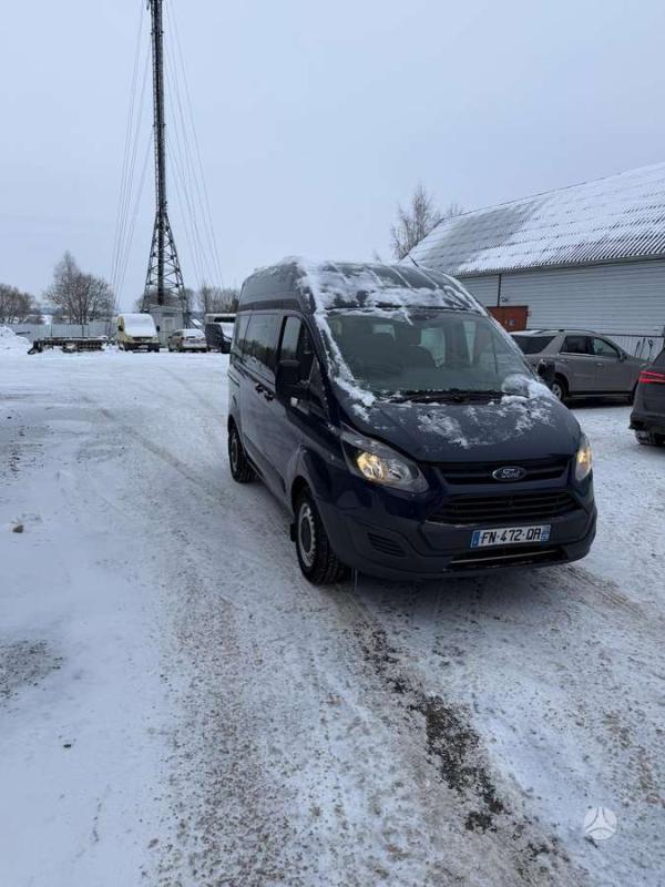 Zils Ford Transit Custom 2017 Tauragė, ar dzinēja tilpumu 2.00 L un nobraukumu 250 tūkst. km par 8200 €, foto 2 vietnē AUTOMOTO.COM.LV