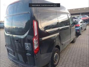 Blue Ford Transit Custom 2017 in Taurage, with an engine capacity of 2.00 L and mileage of 100 thousand km for 6292 €, photo 3 on AUTOMOTO.COM.LV