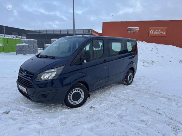 Blue Ford Transit Custom 2018 in Taurage, with an engine capacity of 2.00 L and mileage of 176 thousand km for 9700 €, photo 1 on AUTOMOTO.COM.LV
