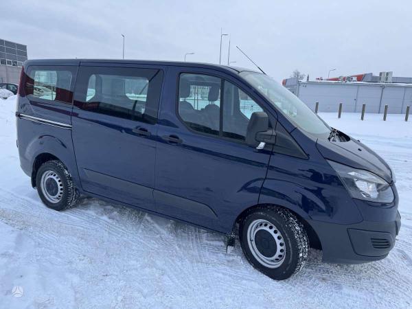 Blue Ford Transit Custom 2018 in Taurage, with an engine capacity of 2.00 L and mileage of 176 thousand km for 9700 €, photo 7 on AUTOMOTO.COM.LV
