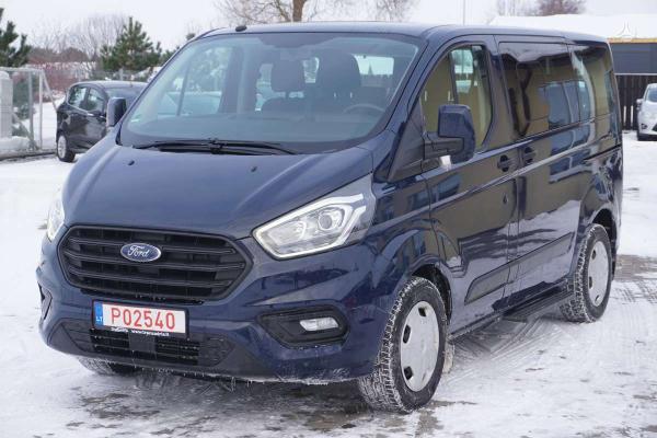 Zils Ford Transit Custom 2018 Klaipėda, ar dzinēja tilpumu 2.00 L un nobraukumu 244 tūkst. km par 12900 €, foto 1 vietnē AUTOMOTO.COM.LV