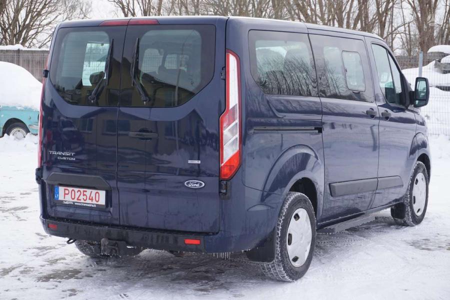 Zils Ford Transit Custom 2018 Klaipėda, ar dzinēja tilpumu 2.00 L un nobraukumu 244 tūkst. km par 12900 €, foto 3 vietnē AUTOMOTO.COM.LV