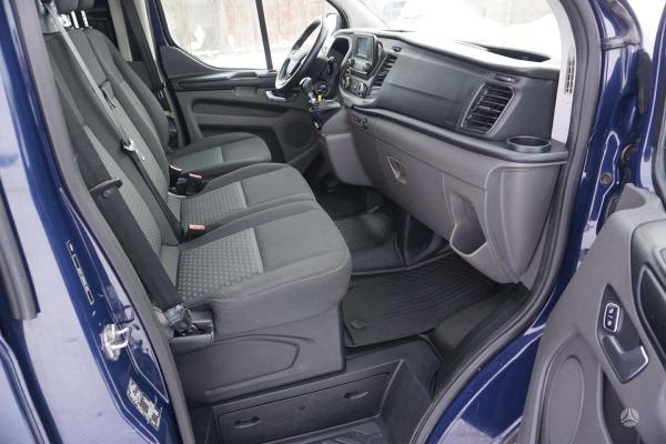 Zils Ford Transit Custom 2018 Klaipėda, ar dzinēja tilpumu 2.00 L un nobraukumu 244 tūkst. km par 12900 €, foto 9 vietnē AUTOMOTO.COM.LV