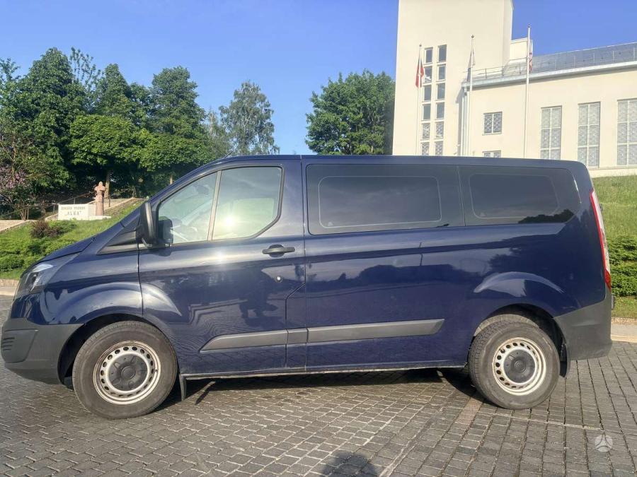Blue Ford Transit Custom 2018 in Telschi, with an engine capacity of 2.00 L and mileage of 183 thousand km for 13100 €, photo 6 on AUTOMOTO.COM.LV
