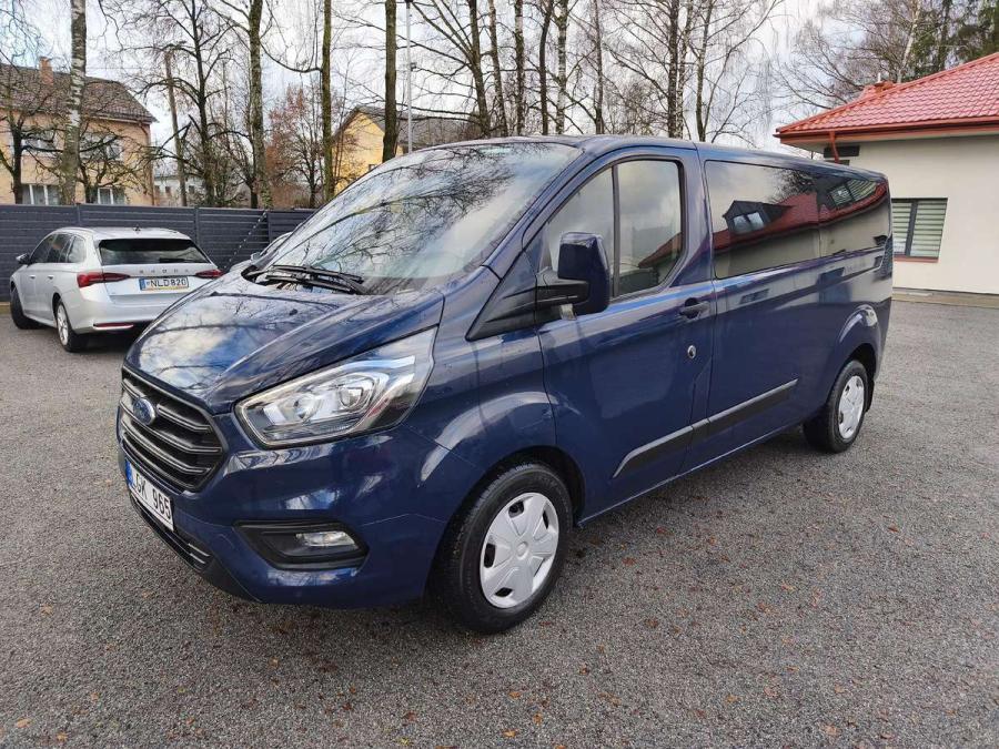 Blue Ford Transit Custom 2019 in Vilnius, with an engine capacity of 2.00 L and mileage of 217 thousand km for 14750 €, photo 2 on AUTOMOTO.COM.LV