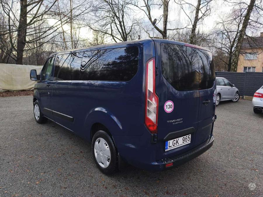 Blue Ford Transit Custom 2019 in Vilnius, with an engine capacity of 2.00 L and mileage of 217 thousand km for 14750 €, photo 4 on AUTOMOTO.COM.LV