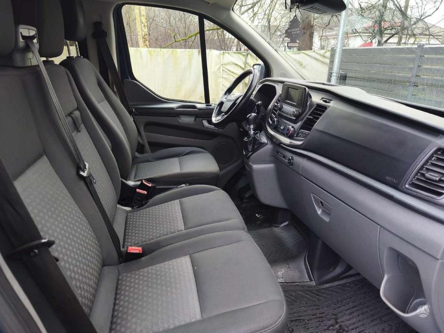 Blue Ford Transit Custom 2019 in Vilnius, with an engine capacity of 2.00 L and mileage of 217 thousand km for 14750 €, photo 16 on AUTOMOTO.COM.LV