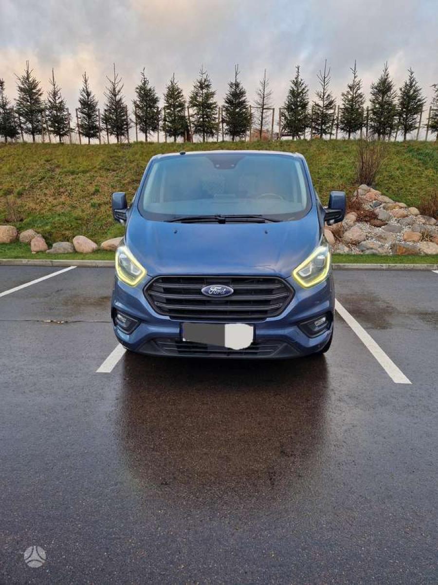 Blue Ford Transit Custom 2019 in Vilnius, with an engine capacity of 2.00 L and mileage of 190 thousand km for 14500 €, photo 2 on AUTOMOTO.COM.LV