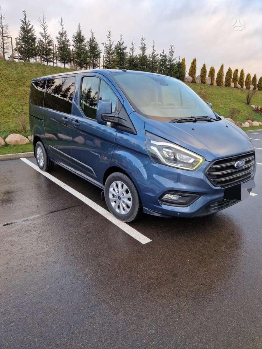 Blue Ford Transit Custom 2019 in Vilnius, with an engine capacity of 2.00 L and mileage of 190 thousand km for 14500 €, photo 3 on AUTOMOTO.COM.LV