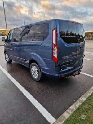 Blue Ford Transit Custom 2019 in Vilnius, with an engine capacity of 2.00 L and mileage of 190 thousand km for 14500 €, photo 6 on AUTOMOTO.COM.LV