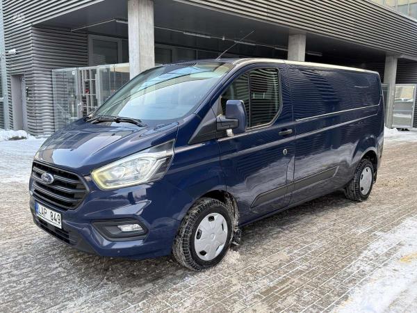 Blue Ford Transit Custom 2019 in Vilnius, with an engine capacity of 2.00 L and mileage of 238 thousand km for 9400 €, photo 3 on AUTOMOTO.COM.LV
