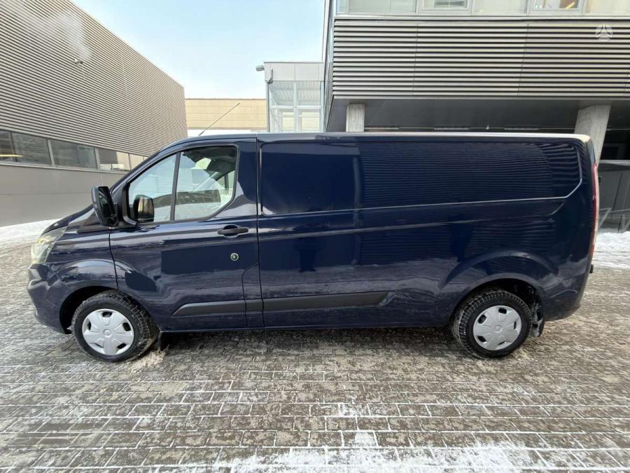 Zils Ford Transit Custom 2019 Viļņa, ar dzinēja tilpumu 2.00 L un nobraukumu 238 tūkst. km par 9400 €, foto 4 vietnē AUTOMOTO.COM.LV