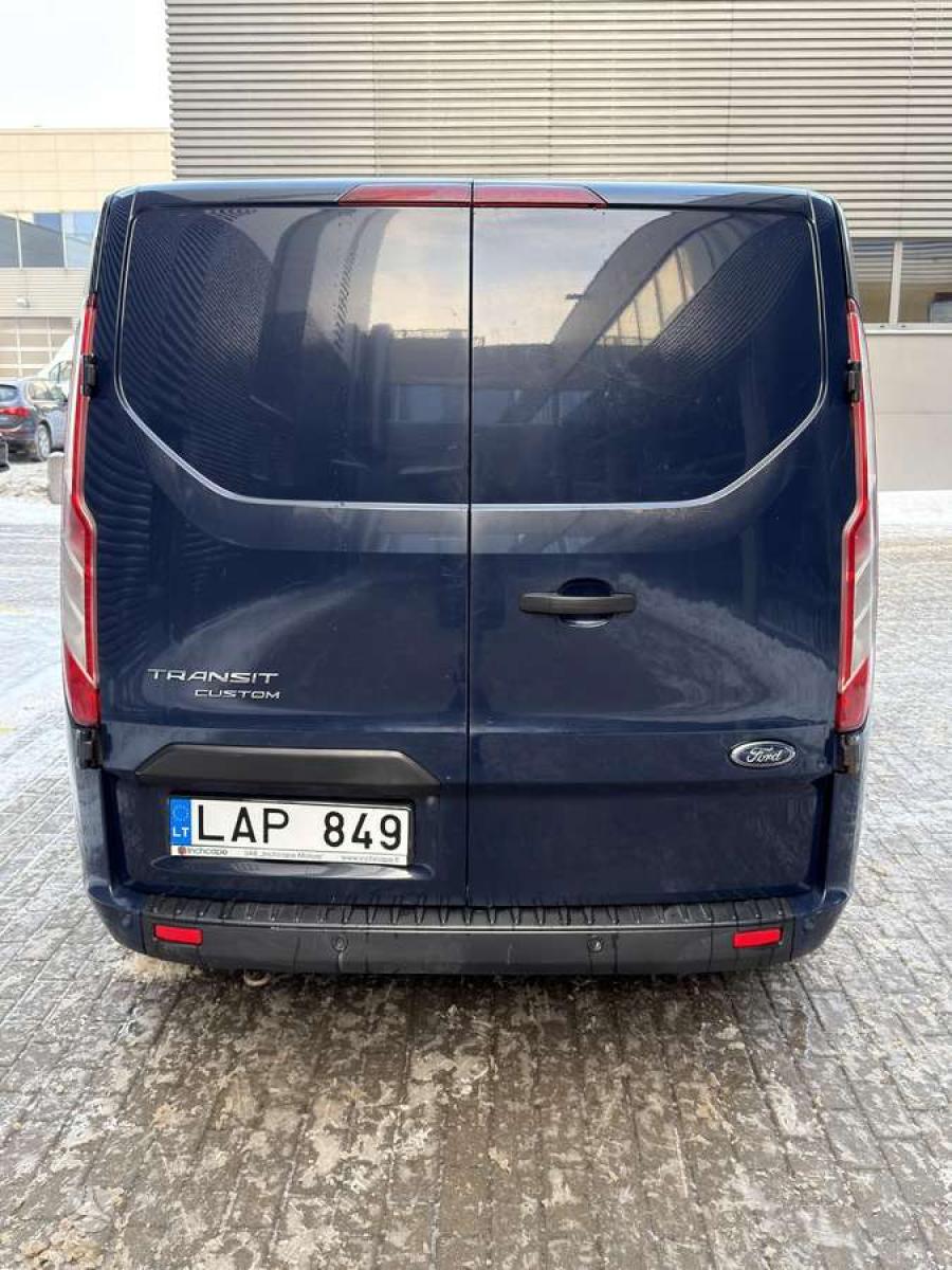 Zils Ford Transit Custom 2019 Viļņa, ar dzinēja tilpumu 2.00 L un nobraukumu 238 tūkst. km par 9400 €, foto 6 vietnē AUTOMOTO.COM.LV
