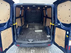 Zils Ford Transit Custom 2019 Viļņa, ar dzinēja tilpumu 2.00 L un nobraukumu 238 tūkst. km par 9400 €, foto 18 vietnē AUTOMOTO.COM.LV
