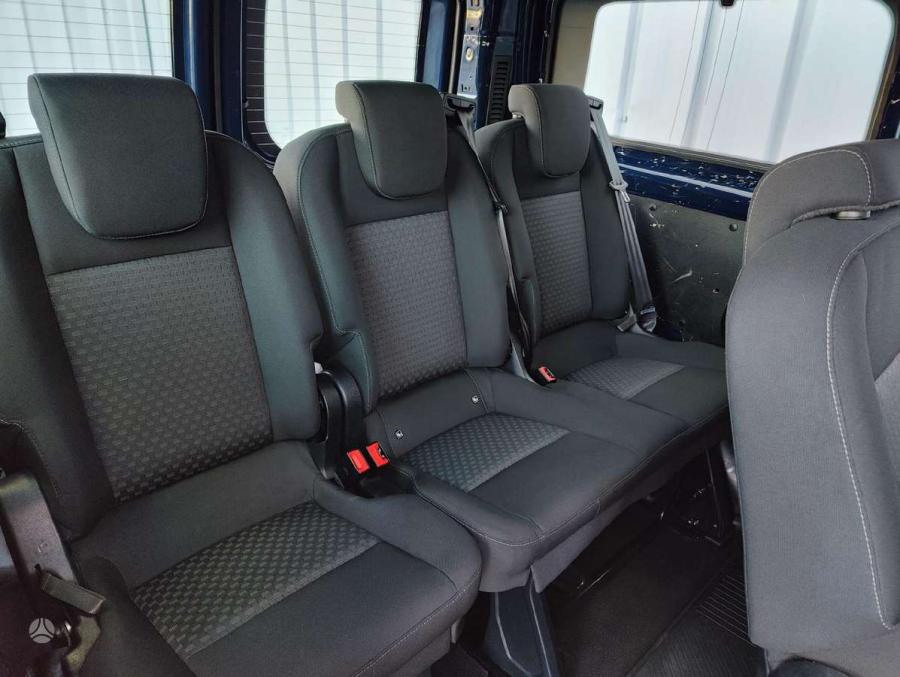 Blue Ford Transit Custom 2020 in Vilnius, with an engine capacity of 2.00 L and mileage of 58 thousand km for 20400 €, photo 14 on AUTOMOTO.COM.LV