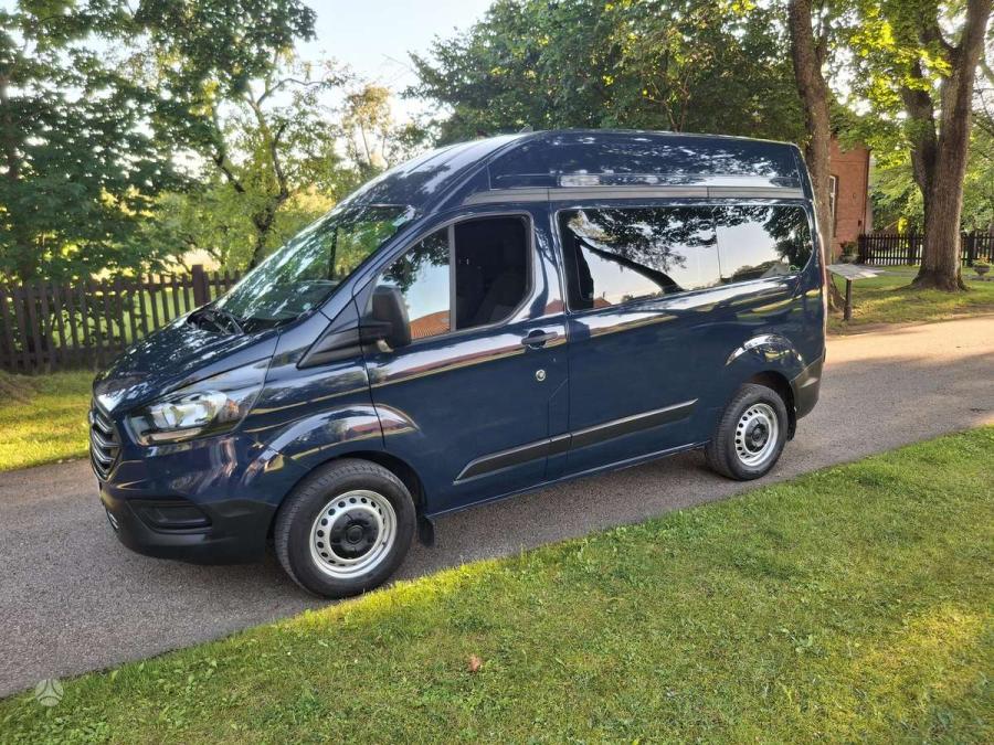 Blue Ford Transit Custom 2020 in Jurbarkas, with an engine capacity of 2.00 L and mileage of 119 thousand km for 14900 €, photo 5 on AUTOMOTO.COM.LV