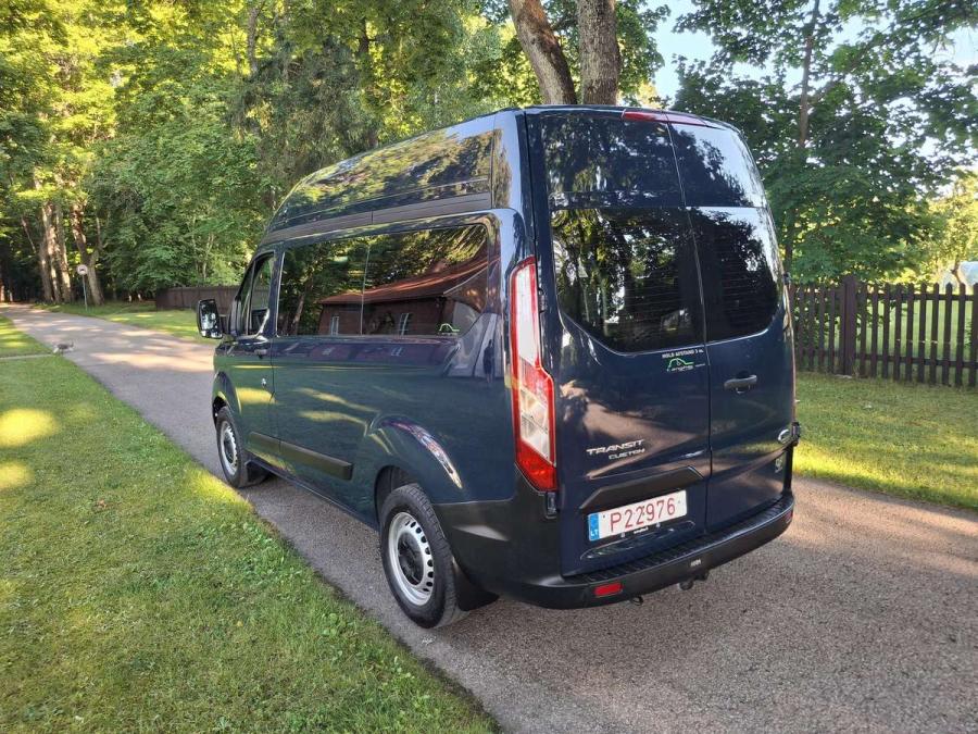 Blue Ford Transit Custom 2020 in Jurbarkas, with an engine capacity of 2.00 L and mileage of 119 thousand km for 14900 €, photo 8 on AUTOMOTO.COM.LV