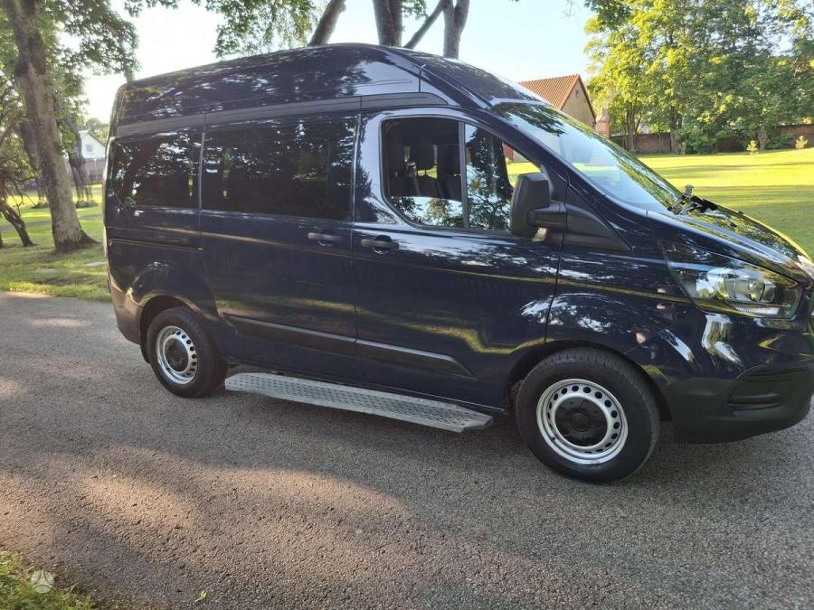 Blue Ford Transit Custom 2020 in Jurbarkas, with an engine capacity of 2.00 L and mileage of 119 thousand km for 14900 €, photo 14 on AUTOMOTO.COM.LV